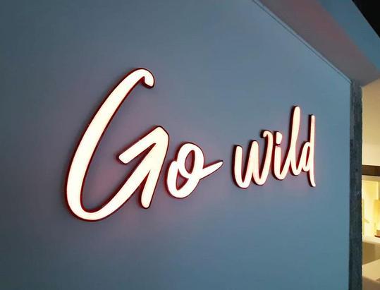 Go Wild wall logo – Het Laser Lokaal
